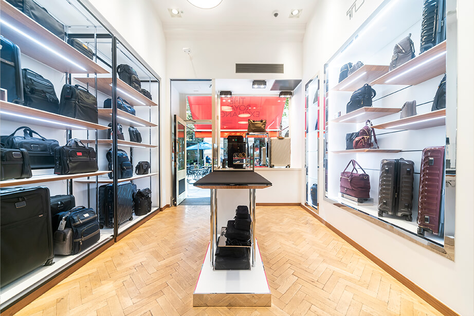 TUMI STORE - ROYAL EXCHANGE London